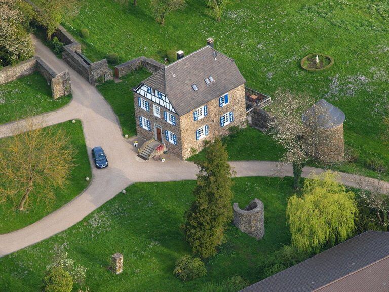 1024px-burg_merten - Amt Angermund